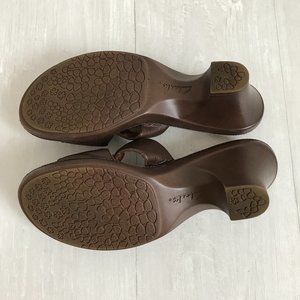 Clarks | Shoes | Clarks Womens Leather Slip On Open Toe Heels Sz9 ...